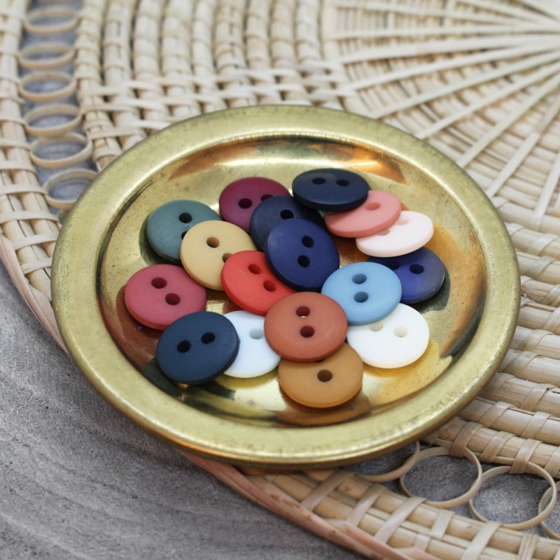 Atelier Brunette Classic Matte 10mm Buttons – Guthrie & Ghani