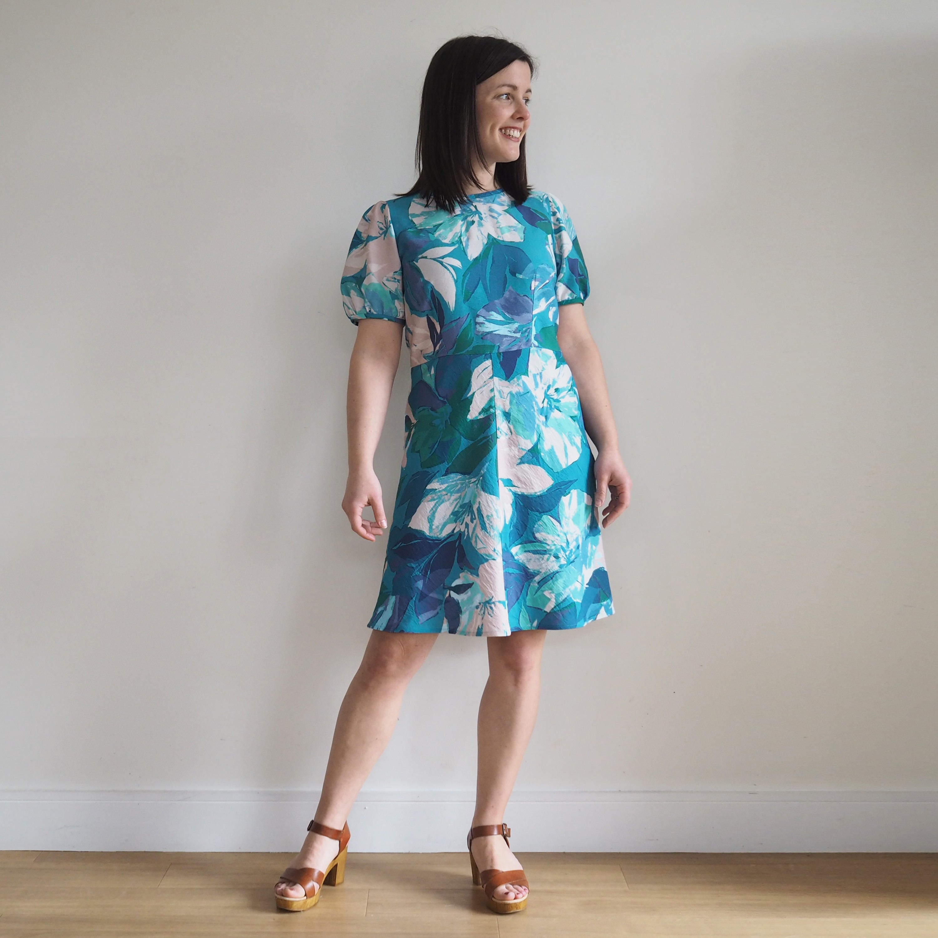 Lulee Dress Kit sizes UK 4-20 – Guthrie & Ghani