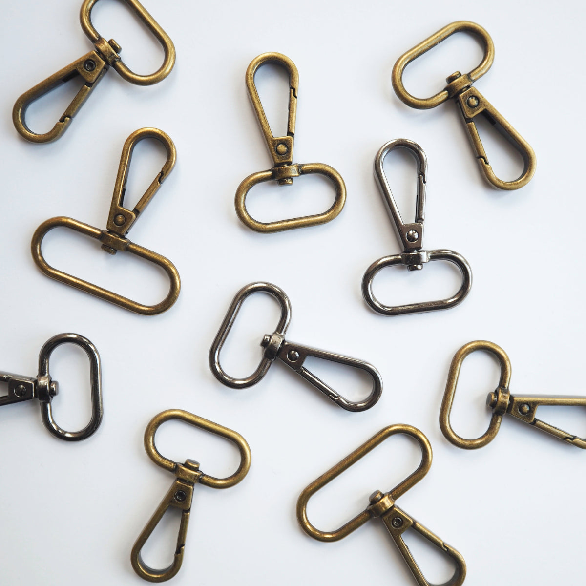 Metal Snap Hooks – Guthrie & Ghani
